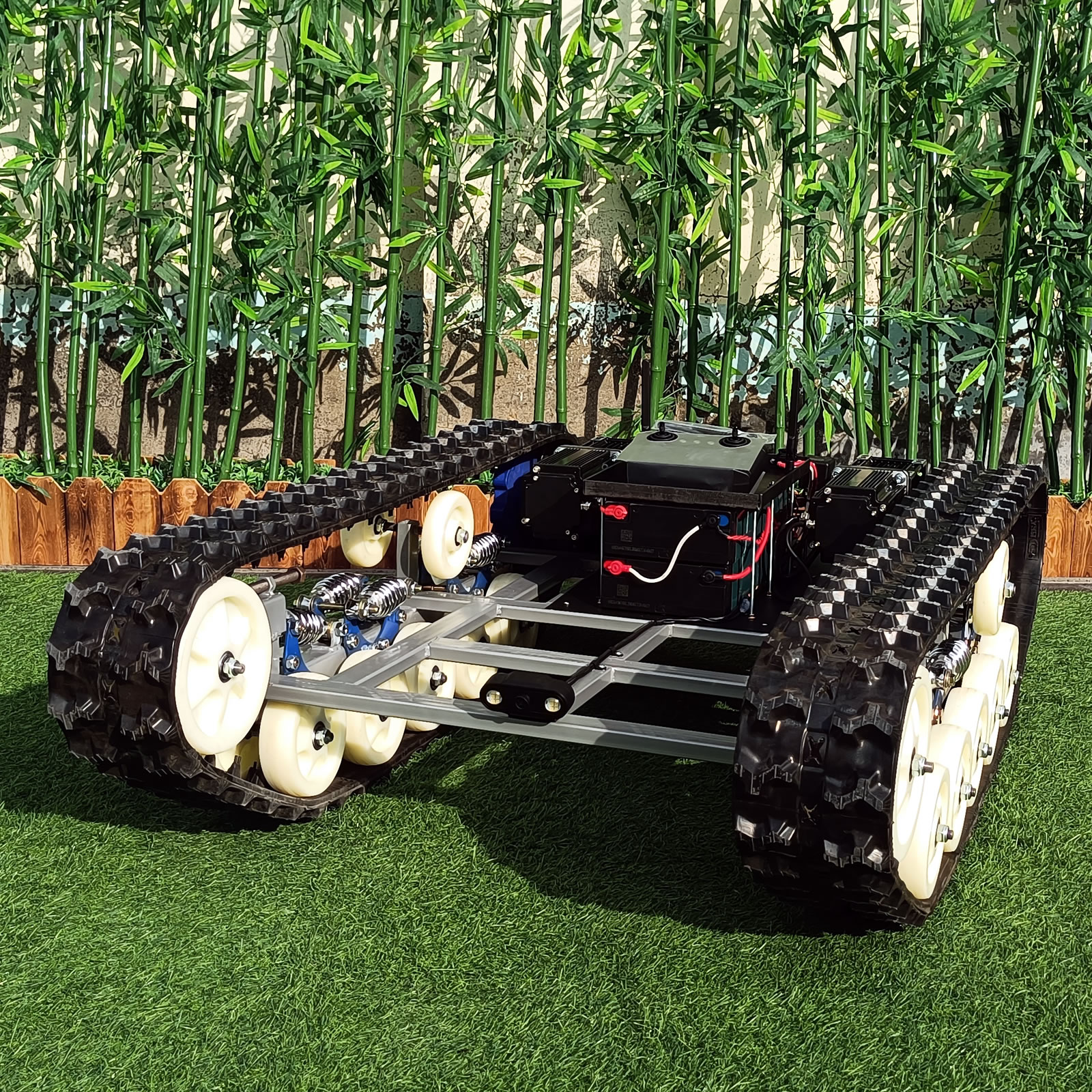 Shock-absorbing Suspension Remote Control Tank Robot Chassis (RTC300 ...
