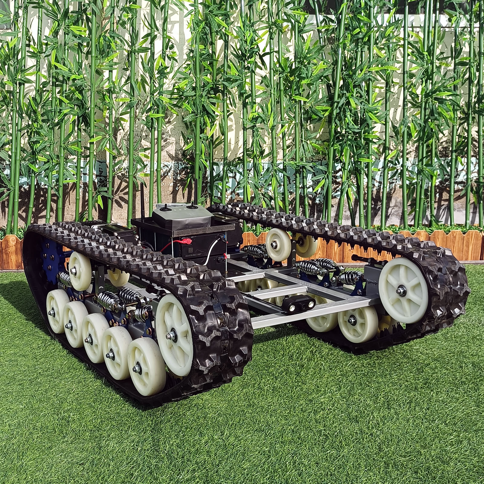 Shock-absorbing Suspension Remote Control Tank Robot Chassis (RTC300 ...